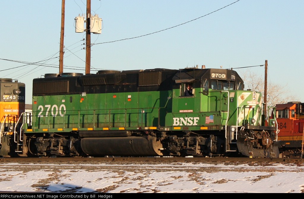 BNSF 2700